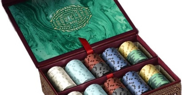 Iron Clays - 200 Printed Box with Chips | Gaming Stuff - The Game Rules