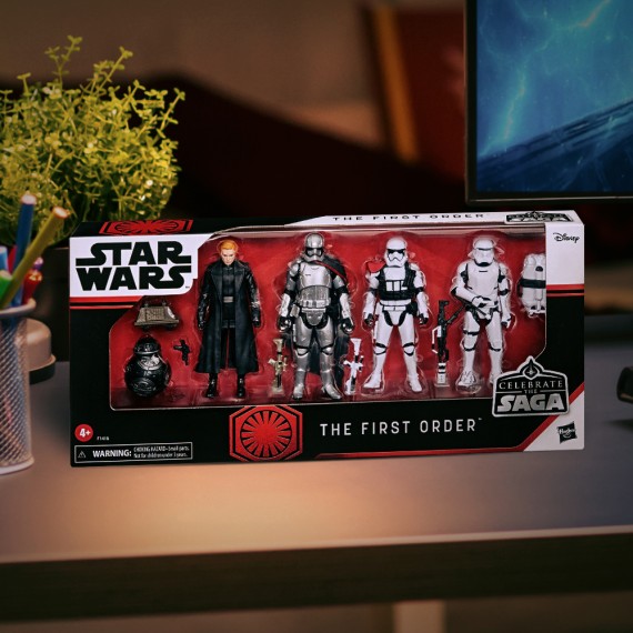 Star Wars: Celebrate the Saga - The First Order Action Figure Set ...