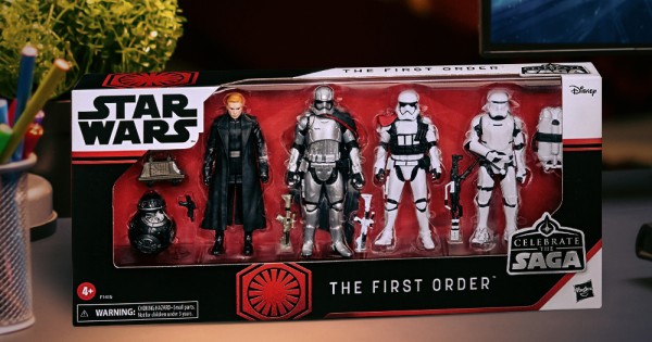 Star Wars: Celebrate the Saga - The First Order Action Figure Set ...